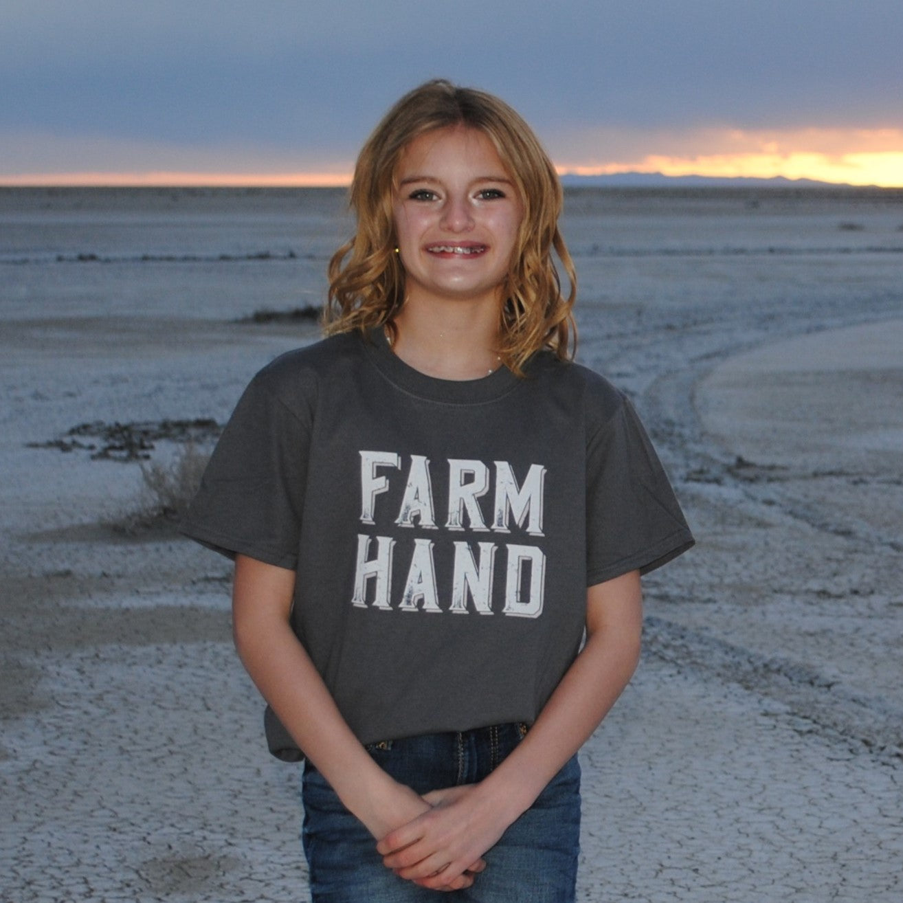 Farm Hand – Country Barn USA